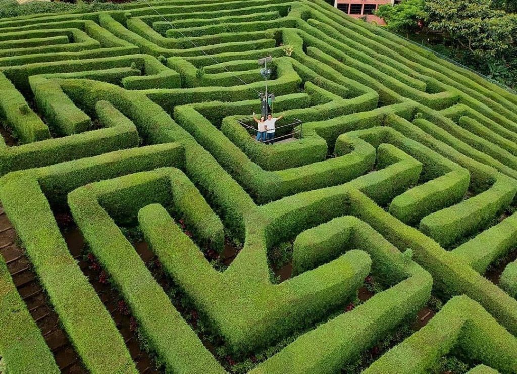 El Laberinto de Albania en Apaneca, El Salvador - Mochileros por el mundo