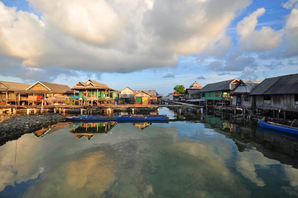 La tribu de los Bajau, los nómadas del agua - Mochileros por el mundo